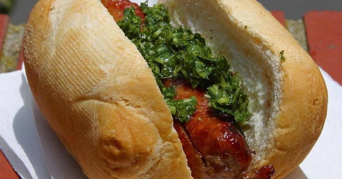 Bratwurst Toppings: Delicious Ideas for Your Next BBQ